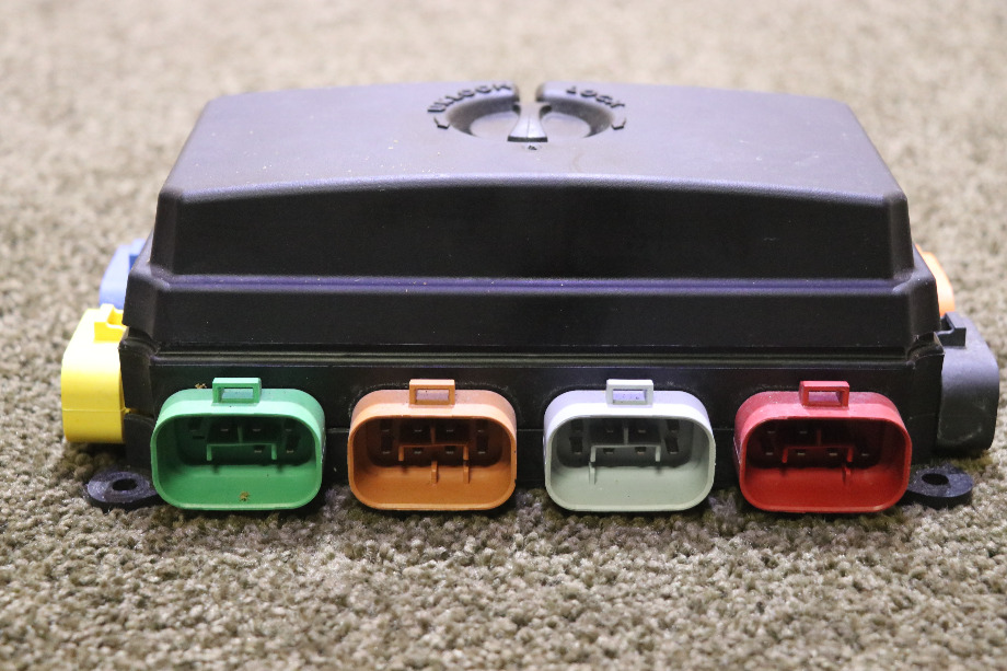 RV Chassis Parts USED MOTORHOME BUSSMANN 32146-0 FUSE BOX FOR SALE ...